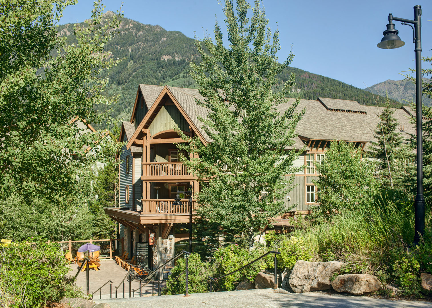 Tamarack Lodge | Panorama Mountain Resort
